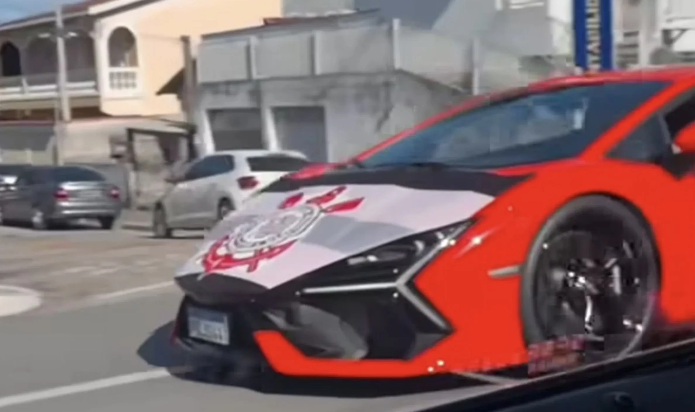 Yuri Alberto do Corinthians aparece com Lamborghini de R$ 8 milhões e ...