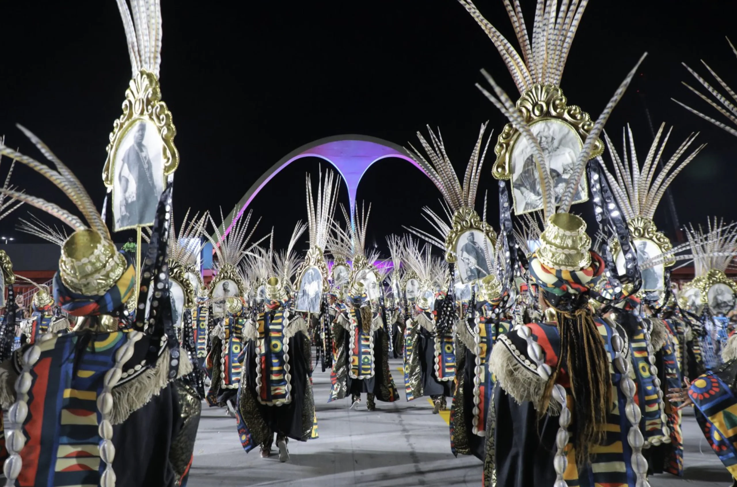 União de Maricá é campeã do Carnaval 2026 RJ Série Ouro 2026 | Carro ...