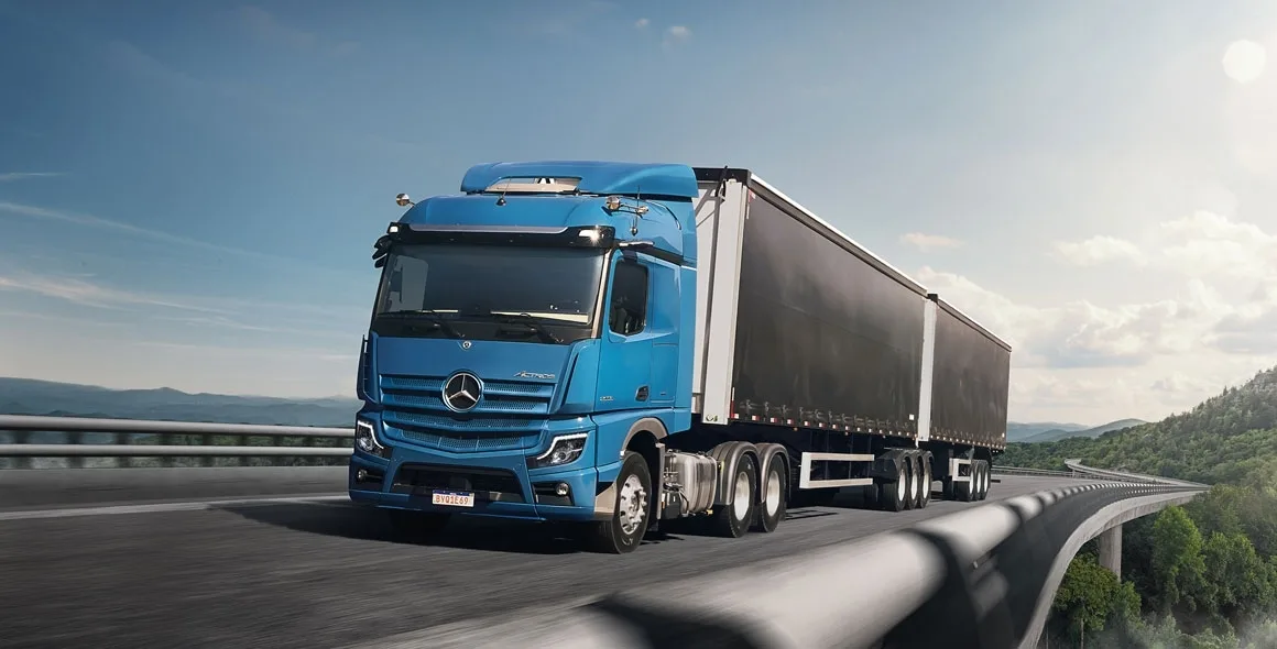 Mercedes-Benz Actros 2653 conquista prêmio de maior valor de revenda ...