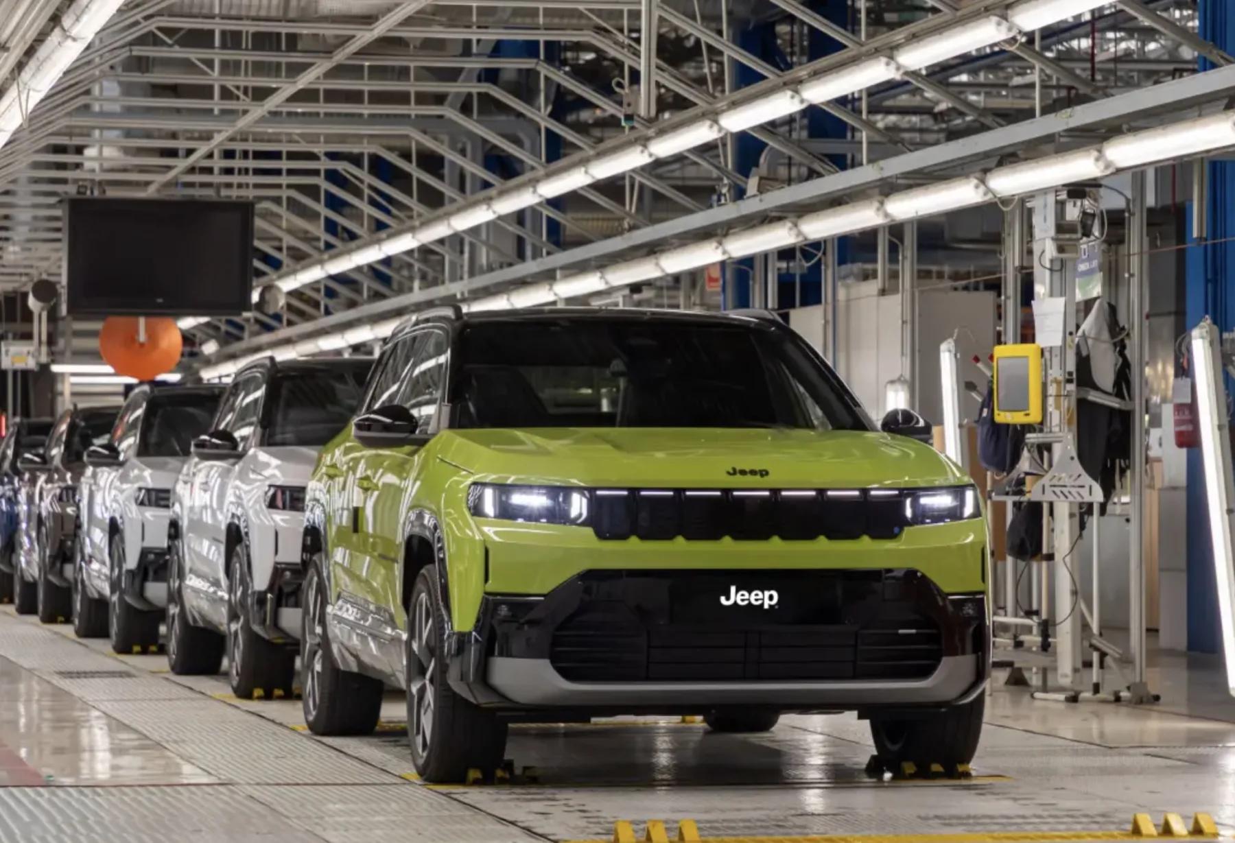 Jeep Compass inicia nova fase de produção na Itália e prepara chegada ...