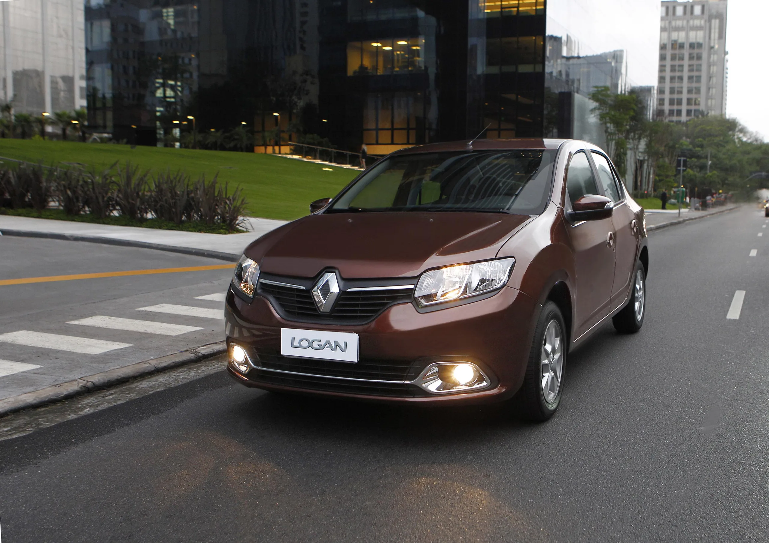 Renault Logan 1.6: por que ainda é um dos usados mais seguros até R$ 25 ...